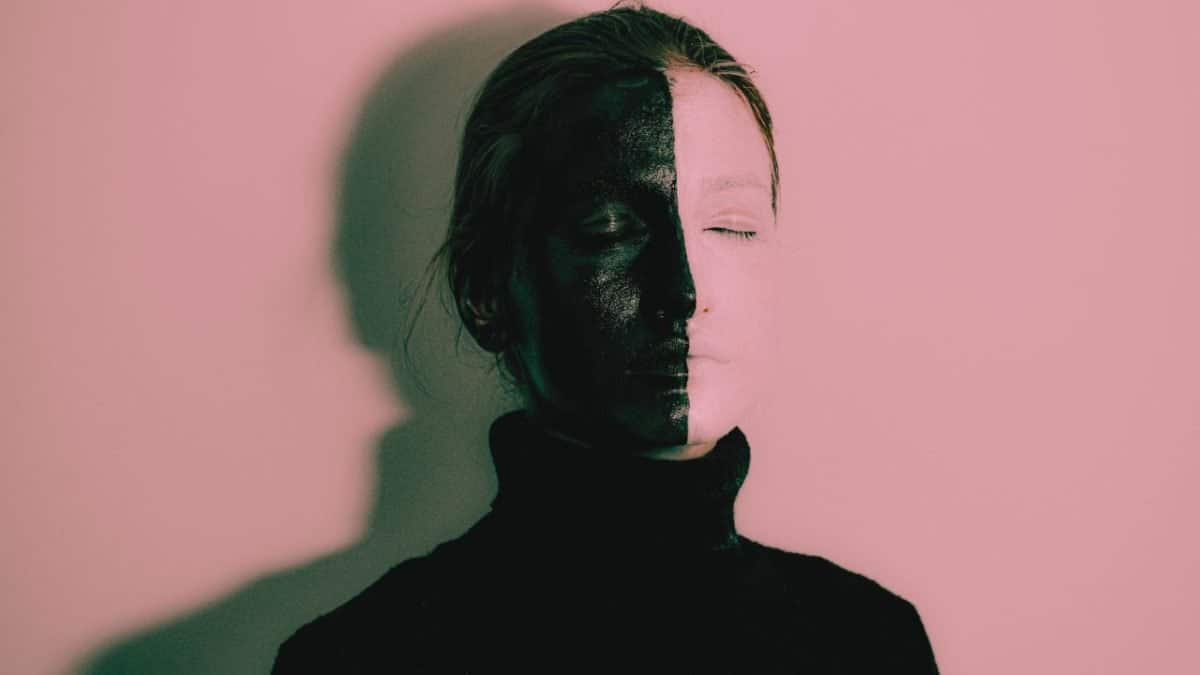 Navigating BPD Splitting: Causes, Signs, and Coping Strategies