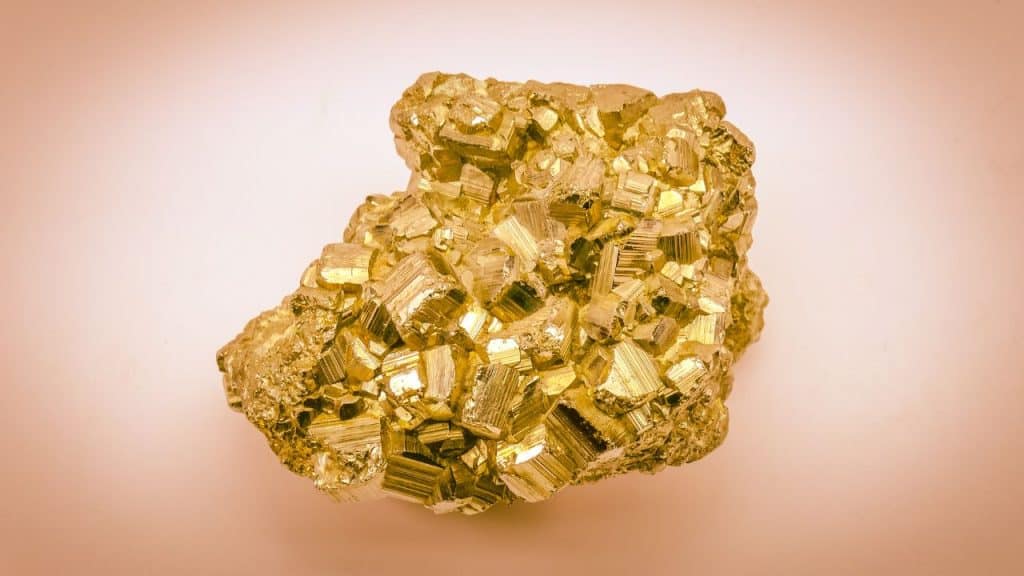 Yellow Rocking 101: How to Manage the Narcissist in Your Life