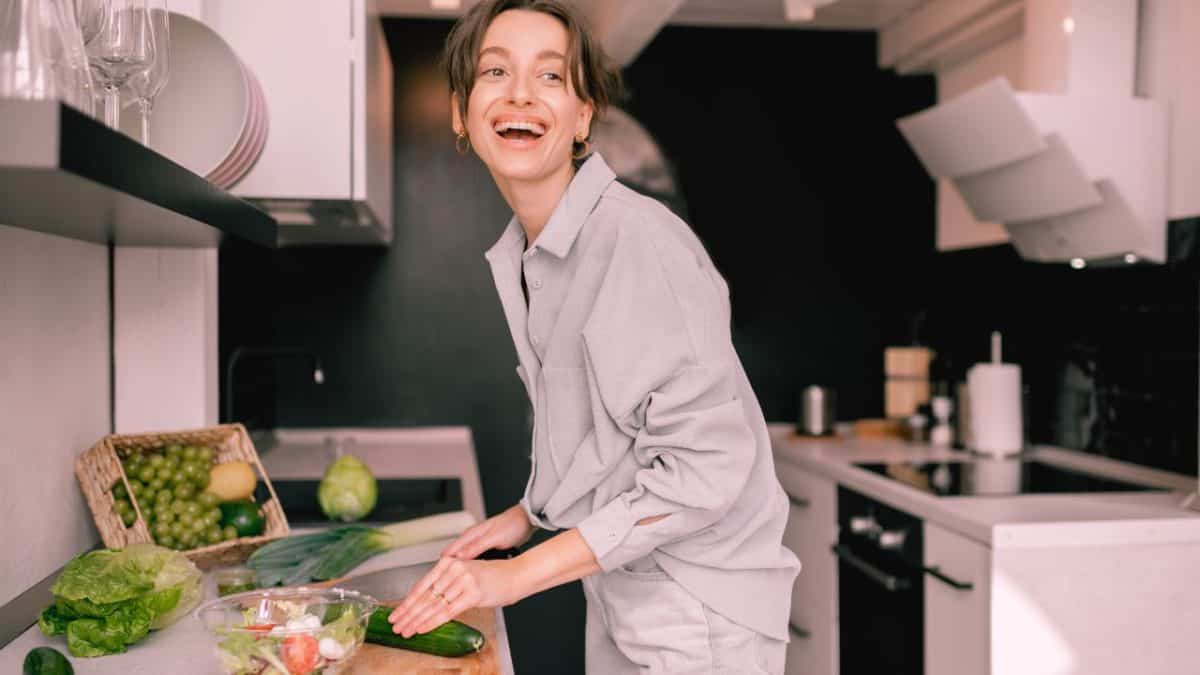 7 Effective Exercises to Reduce Cortisol Levels Naturally - Soberish